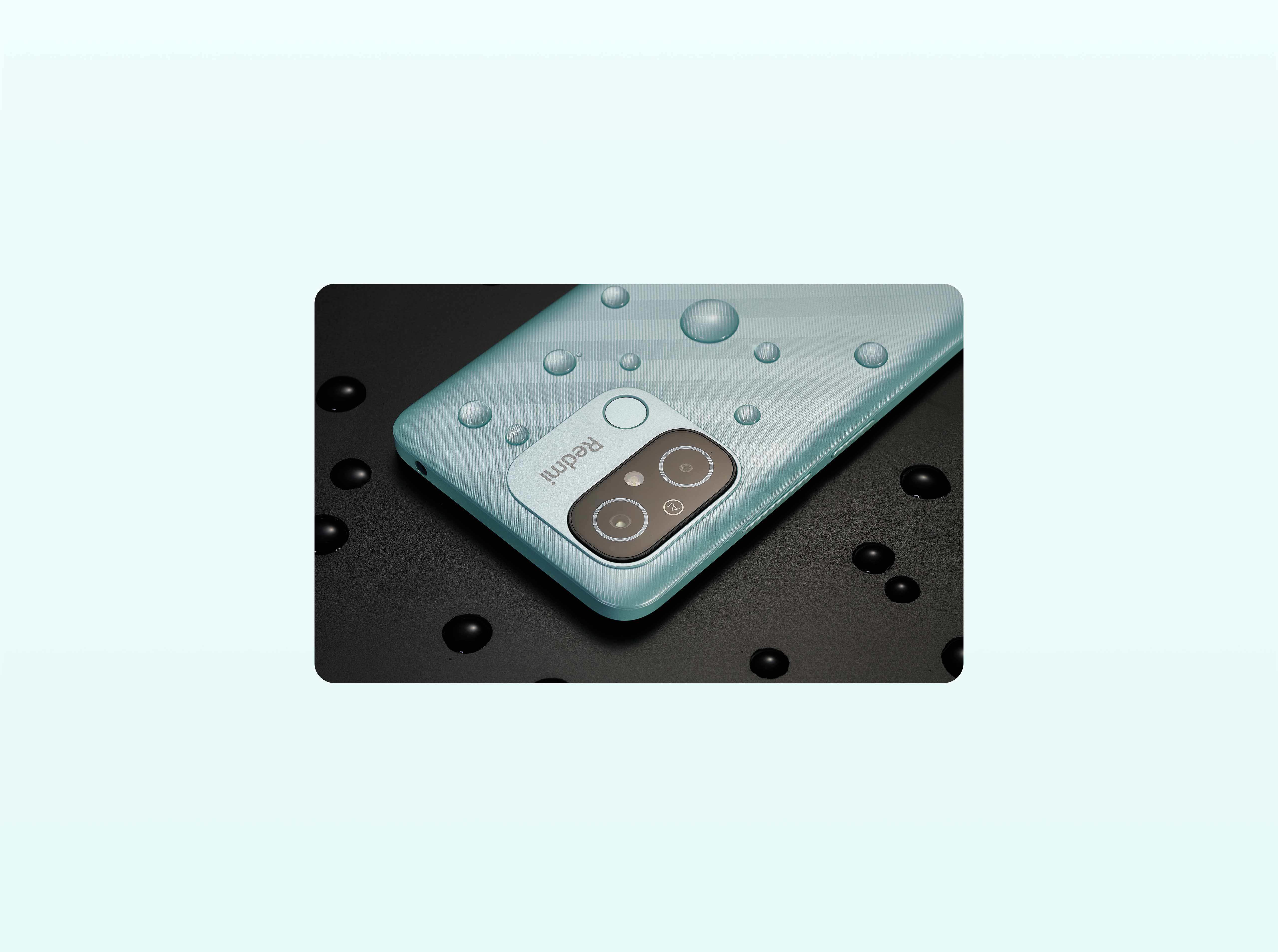 2349元